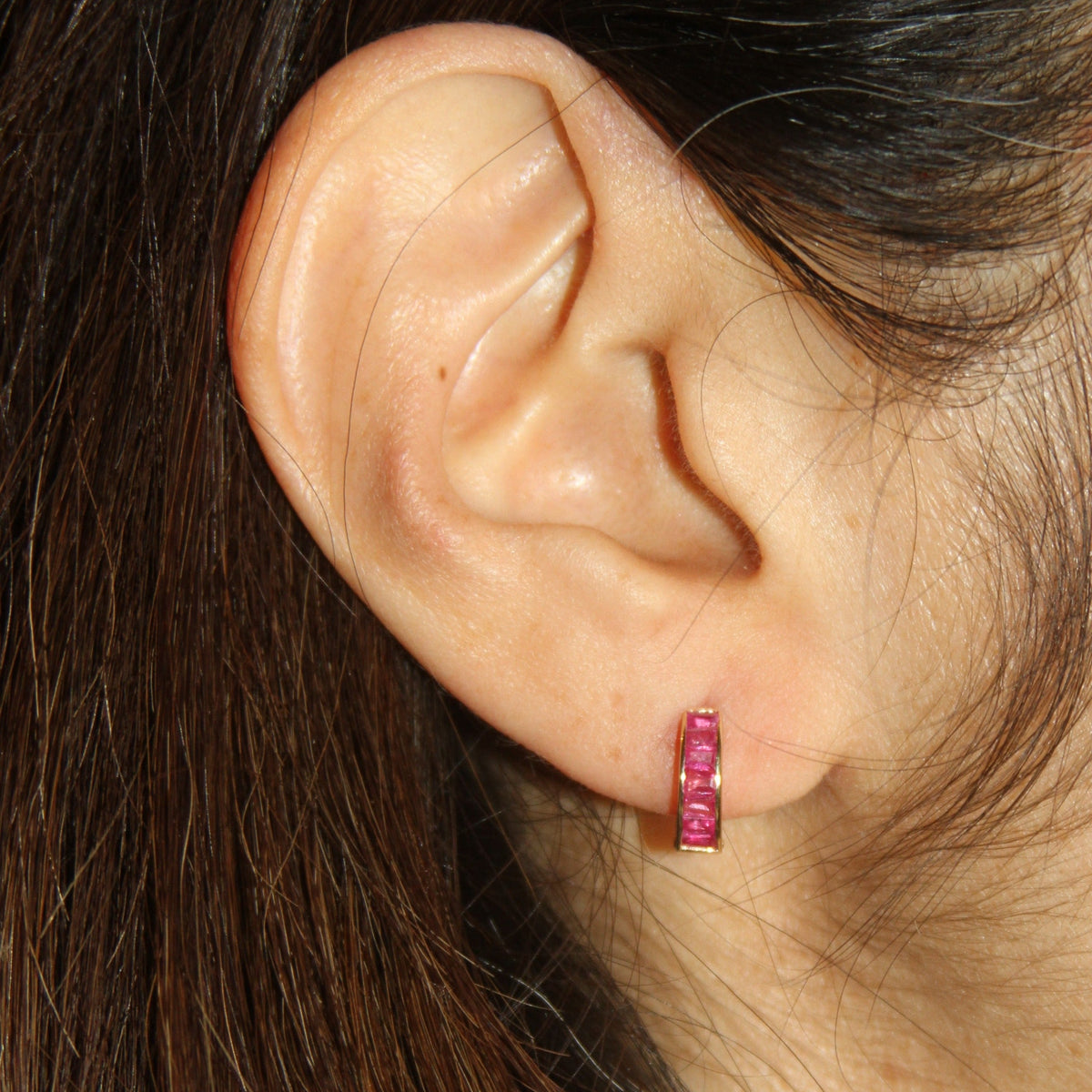 Baguette Ruby Huggers | Mabel Chong